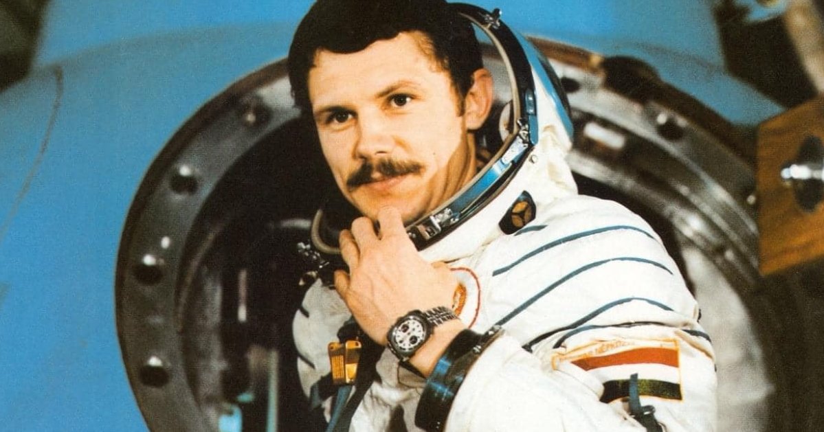 hely.hu | Ingyen lakást kap Farkas Bertalan, az első magyar űrhajós